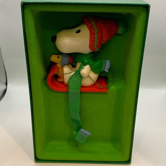 Vintage | Holiday | Vintage Hallmark Peanuts Snoopy W Woodstock ...